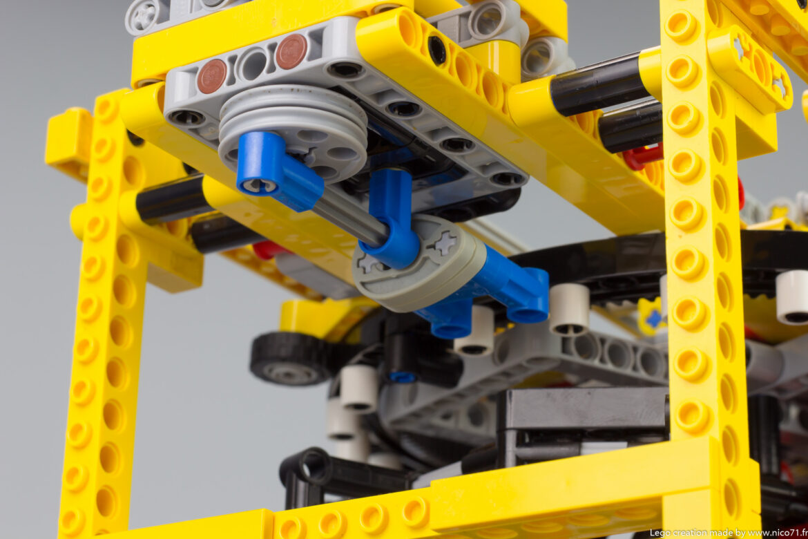 Kumihimo Braiding Machine – Nico71's Technic Creations