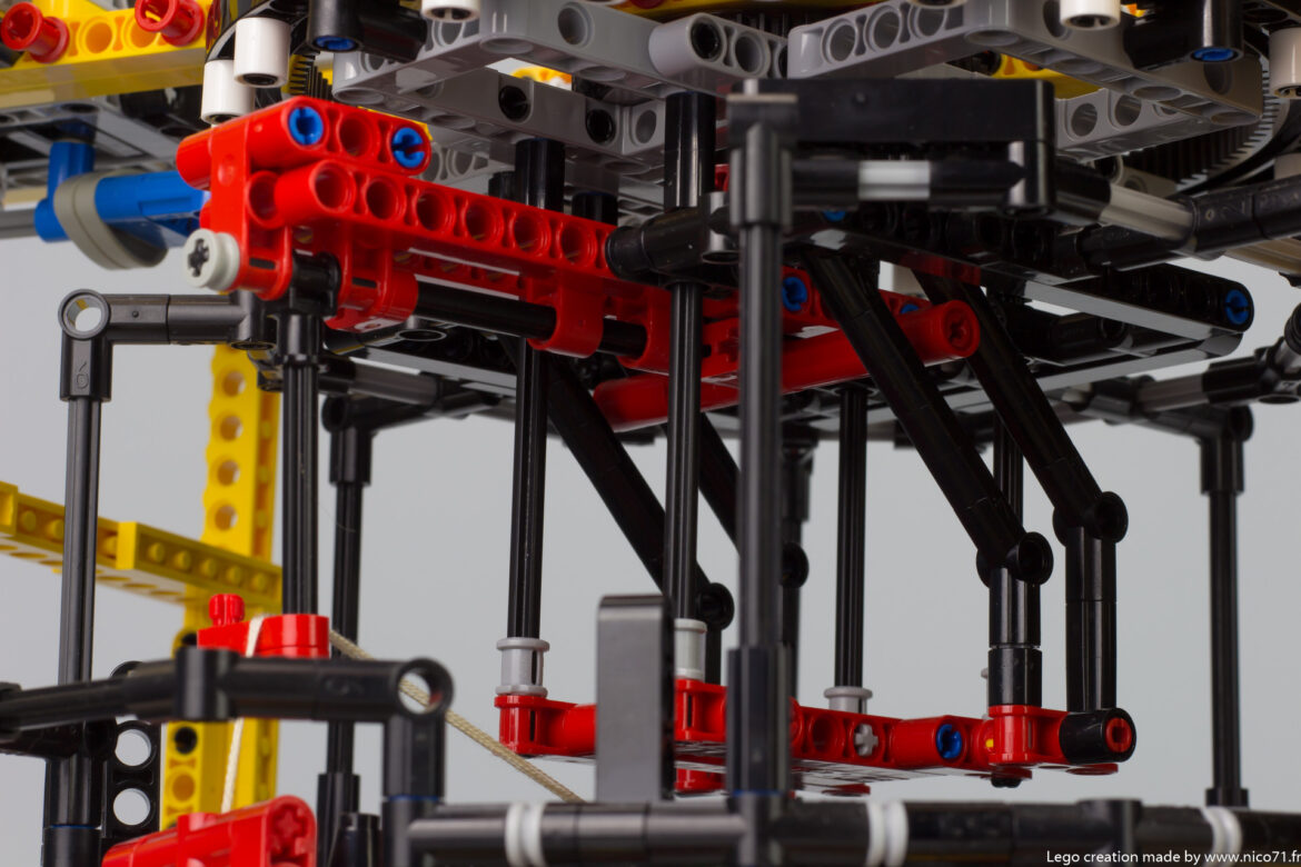 Kumihimo Braiding Machine – Nico71's Technic Creations