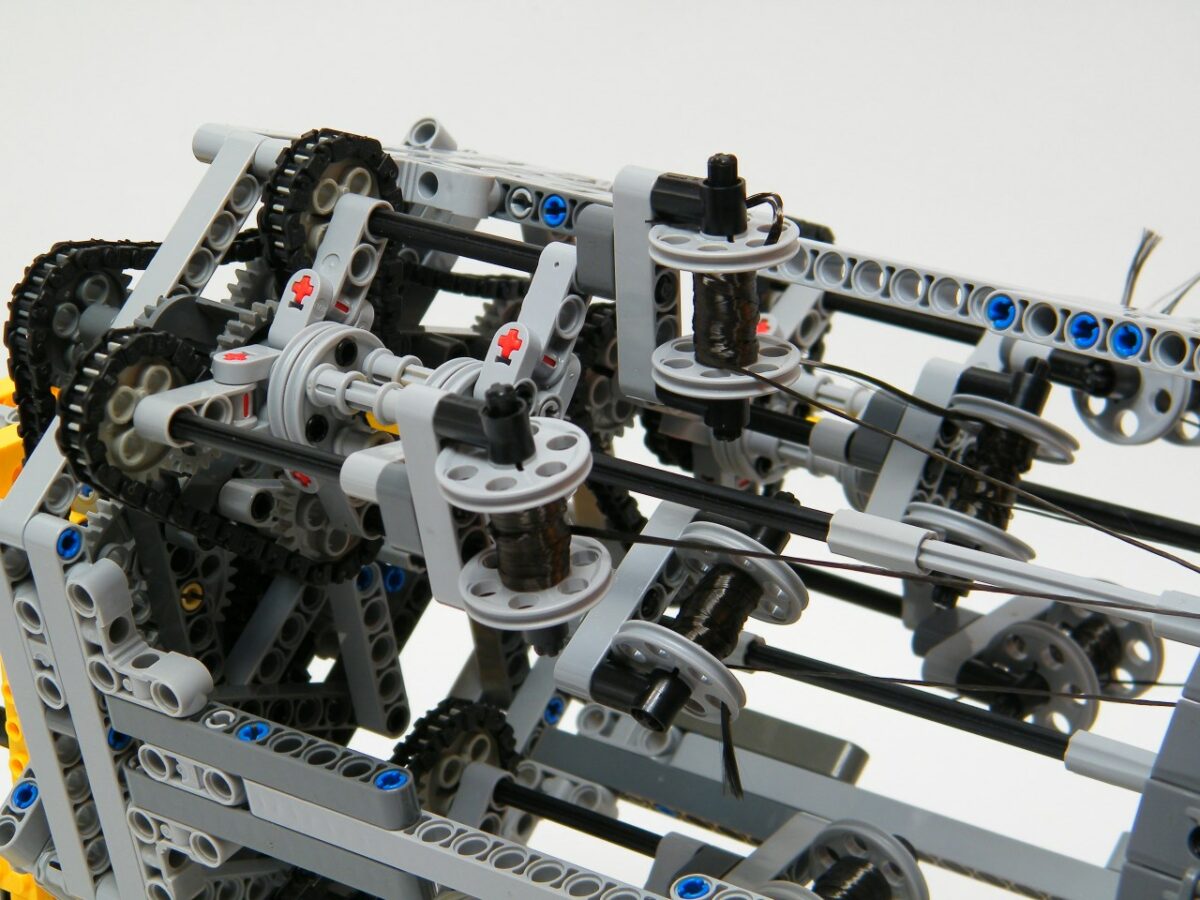 Braiding Machine – Nico71's Technic Creations