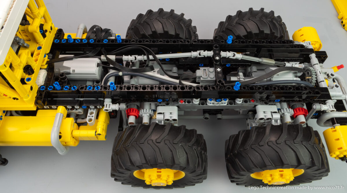 Berliet T100 – Nico71's Technic Creations