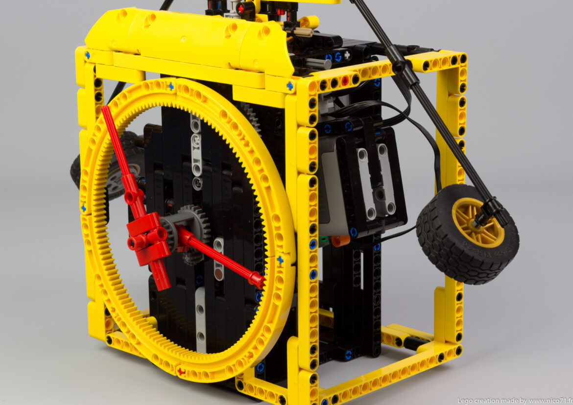 Balance Clock With Remontoire – Nico71's Technic Creations