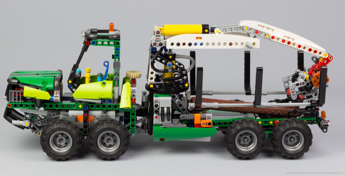 42080 Model C – Forwarder – Nico71's Technic Creations