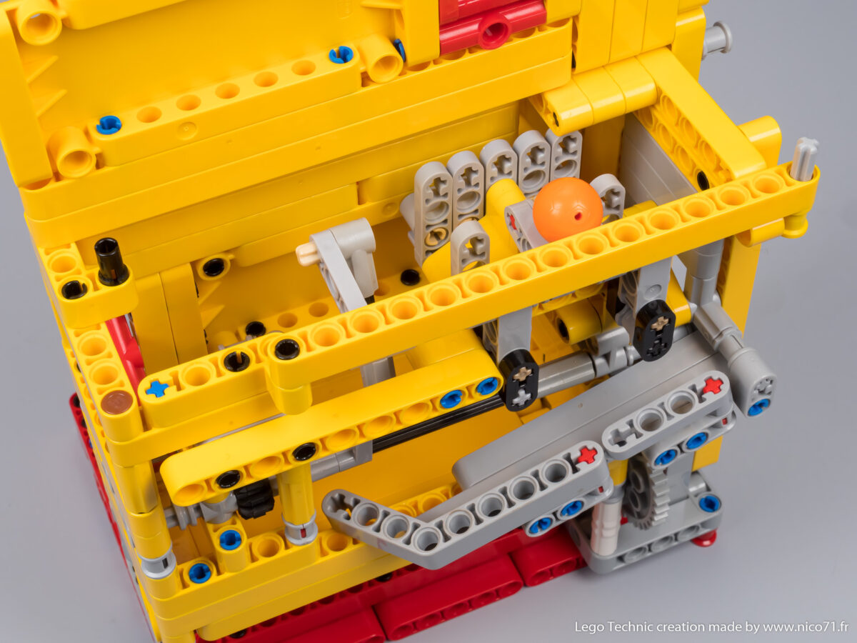 Mini Slot Machine – Nico71's Technic Creations