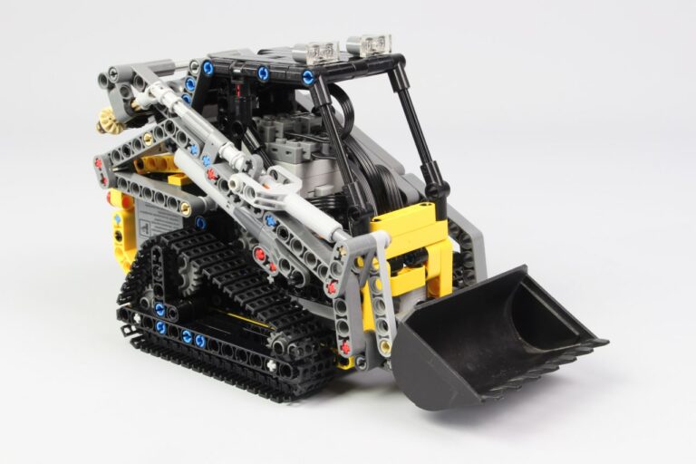 Compact Tracked Loader – Nico71's Technic Creations