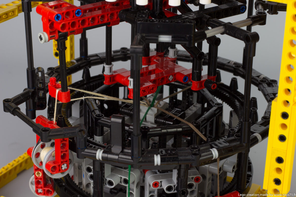 Kumihimo Braiding Machine – Nico71's Technic Creations
