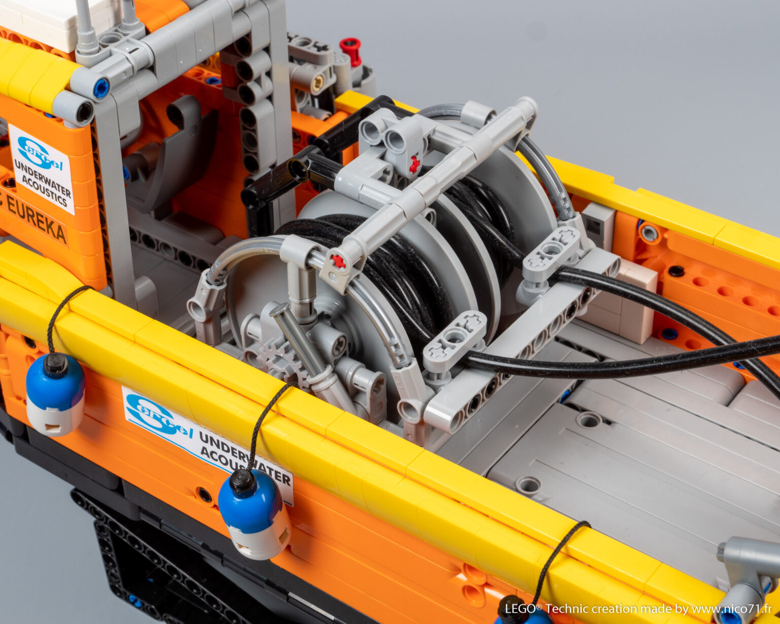 30ft Workboat – Nico71's Technic Creations