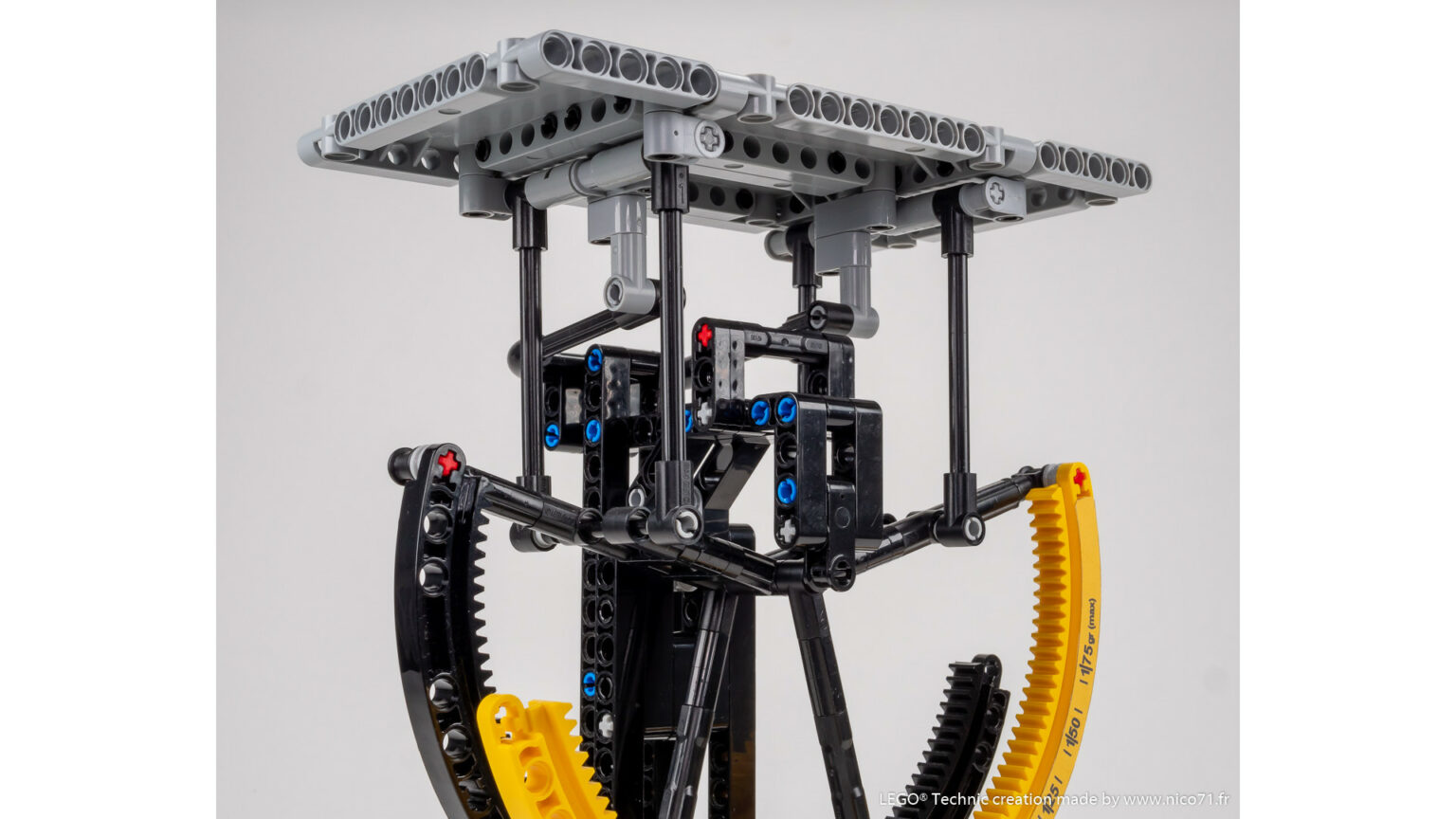 Bilateral Letter Scale – Nico71's Technic Creations